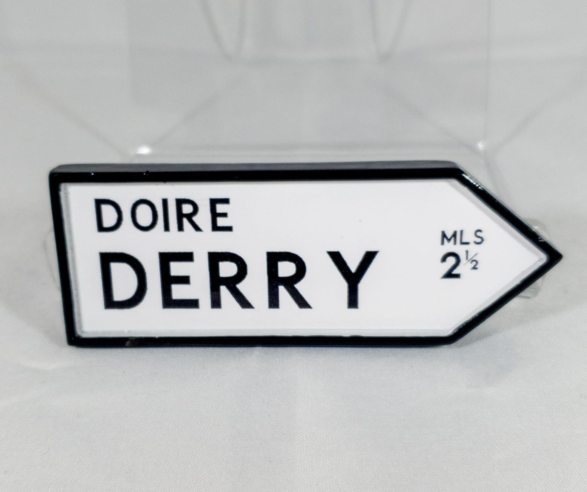 Derry Road Sign Magnet – Visit Derry
